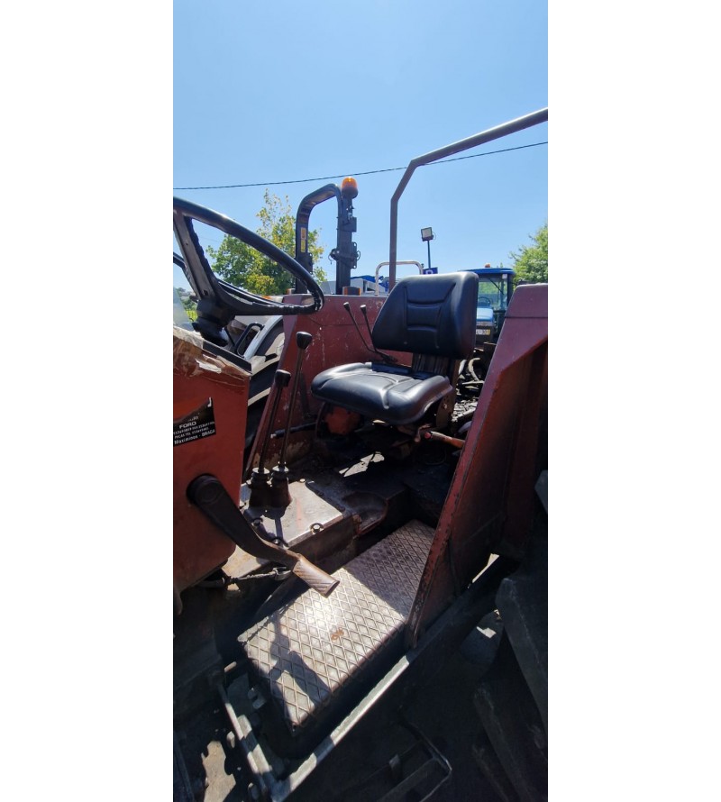 TRATOR USADO FIAT 570 DT